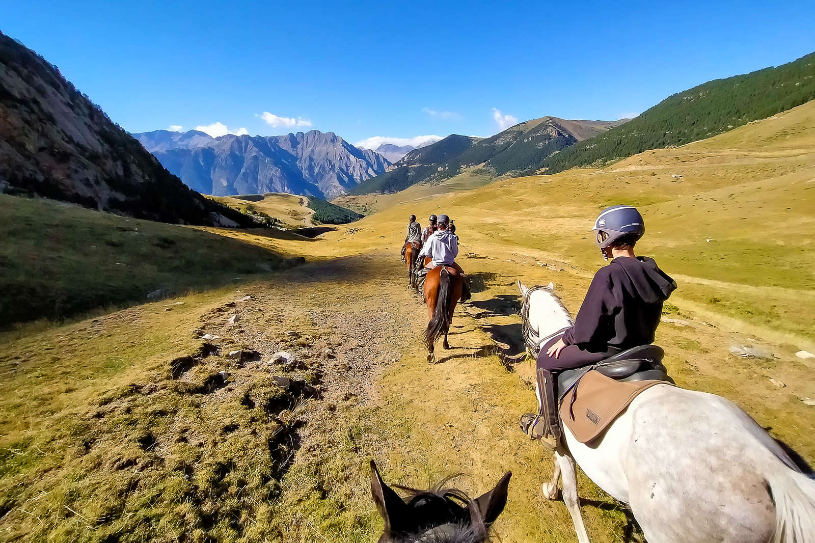 Follow horseback trails in the Benasque Valley, Spain | Equus Journeys